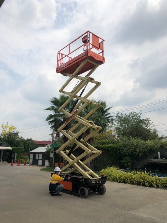 เช่ารถ X Lift กรุงเทพ | เช่ารถบูมลิฟท์ กรุงเทพ - เร้นท์ แอนด์ แครีเออร์